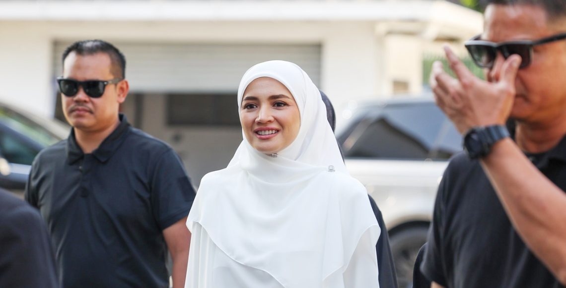 Curang Bukan Punca Fazura & Fattah Berpisah, Hanya Tiada Persefahaman - Peguam
