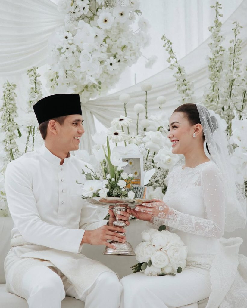 Eyka Farhana Is Now Officially Married To Akhyar Rashid!